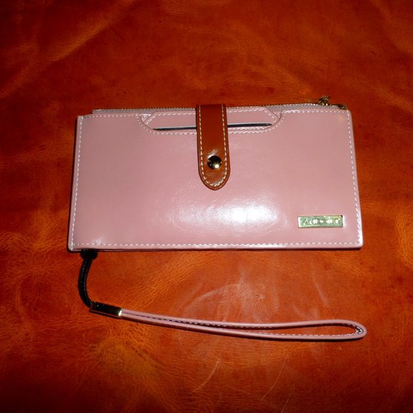 Andoilt | Bags | Andoilt Genuine Leather Rfid Bifold Walletwristlet ...